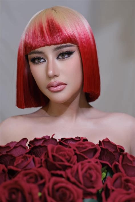 លេងស្ទាយ៍ថ្មីមួយនេះ ទេព បូព្រឹក្ស បង្ហាញភាពស្រស់ស្អាត ឡើង ឆ្វា ច Khmerload Cambodia