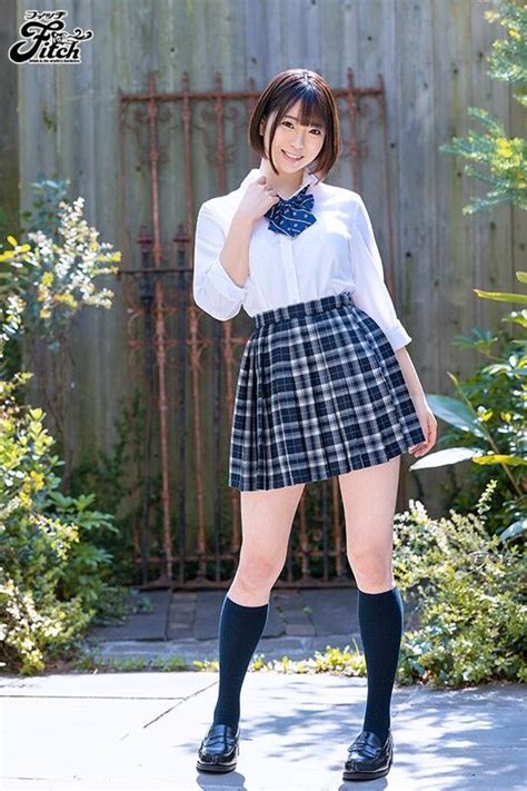 ぷるるんお宝画像庫 AVデビューを親に話したら絶縁された20歳Gカップ新人AV女優が可愛い