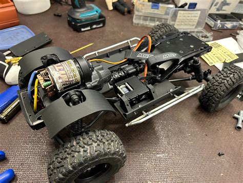 Stl File Mst Cfx Cmx Slider Rc4wd Mojave Body Mount 🚗 ・model To Download And 3d Print・cults