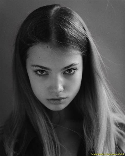 Celebridades Femeninas Oficial Zhenya Kotova Me Esta Constando