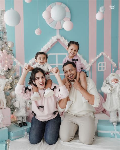 Amitha Mathew Jobin Amitha Jobin • Instagram Photos And Videos