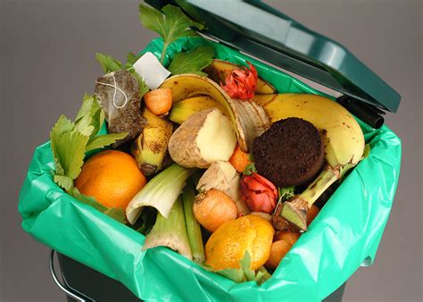How Fruit And Vegetable Companies Are Doing Their Part To Reduce Food
