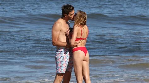 Le Escribió Una Carta Por Su Primer Aniversario Y Su Novio Le Corrigió Los Errores De Ortografía