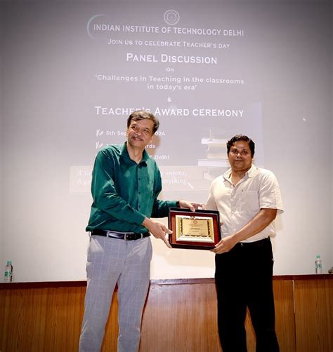 Sohel Rana On Linkedin I Am Honoured To Receive The Teaching Excellence Award From The Director