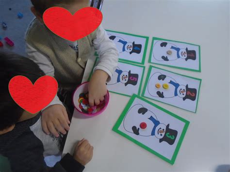 5 ΝΗΠΙΑΓΩΓΕΙΟ ΚΑΛΑΜΑΤΑΣ ΚΑΤΑΣΚΕΥΕΣ ΚΑΙ ΔΡΑΣΤΗΡΙΟΤΗΤΕΣ ΓΙΑ ΤΑ ΧΡΙΣΤΟΥΓΕΝΝΑ ΧΡΙΣΤΟΥΓΕΝΝΙΑΤΙΚΟ ΔΕΝΤΡΟ