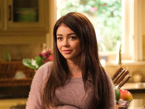 Sarah Hyland Hayley Modern Sarah Hylands Curly Hair Is Made Fun Of On