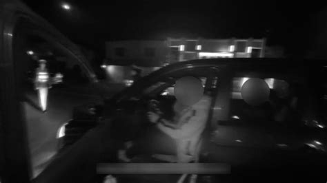 男子酒后驾车送老人就医被查，交警主动担负起送医任务七环视频澎湃新闻 The Paper