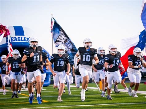 Shaw Brings Energy To Eagles Football