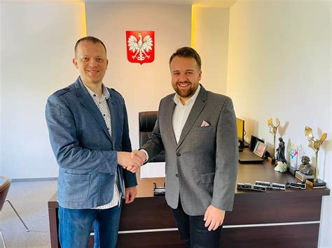 Radny Marcin Marzec Dołącza Do Ruchu Prezydenta Starachowic Radio