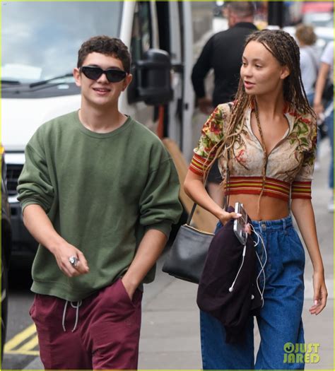 Photo Noah Jupe Nico Parker Hanging Out 02 Photo 4950939 Just Jared Entertainment News