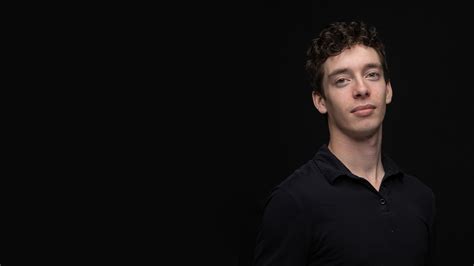 Tavari Groesbeck — Ballet Fantastique