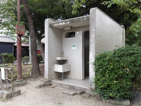 No 9公園トイレへの民間活力の導入 提案募集中の課題 テーマ型提案制度 NAGOYA FRONTIER