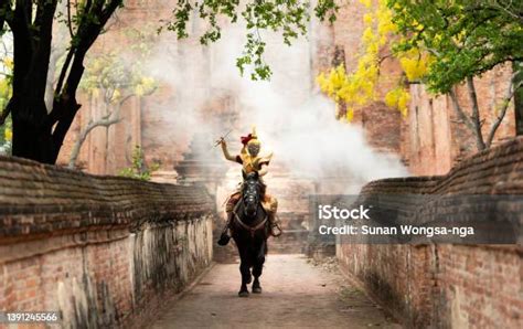 ขอนเป็นนาฏศิลป์ไทยคลาสสิกในหน้ากากในวรรณคดีรามเกียรติ์และนี่เป็นอีกตัวละครหนึ่งชื่อชื ภาพสต็อก