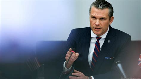 هگست در بودجه و هزینه‌های پنتاگون بازنگری می‌کند Dw ۱۴۰۳۱۲۲