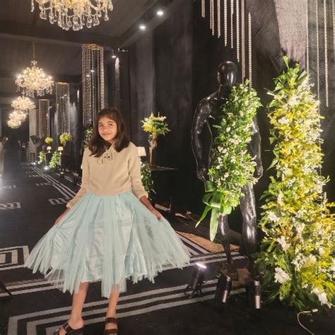 Amrita Panday Youtube