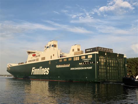 71 F28 A76 F565 45 B4 Bf12 E70 Ddae30004 — Postimages