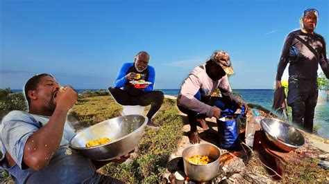 Survival Skills On A Deserted Tropical Island Hunting Catching