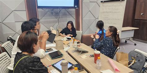 วทยากรบรรยาย หวขอ Good Practice Sharing on AUN QA SAR Writing platform คณะเทคโนโลย