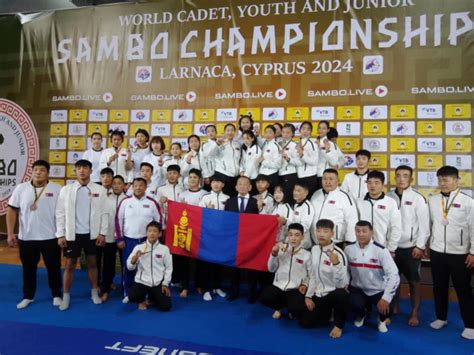 Өсвөр залуучуудын болон сурагчдын самбочид дэлхийн дэвжээнээс 14 медаль хүртлээ