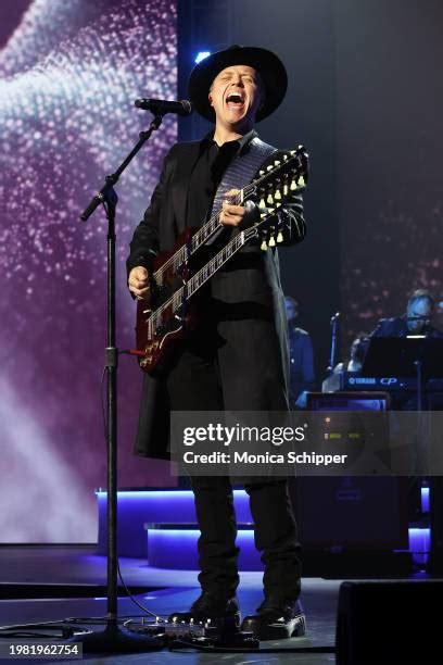 4741 Jason Isbell Photos And High Res Pictures Getty Images