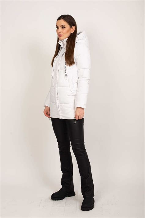 Біла жіноча куртка пуховик Світ Шкіри та Хутра