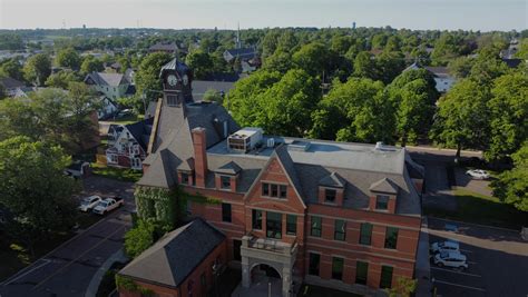Good Evening Pei Here Is Compass Host Louise Martin With The Top
