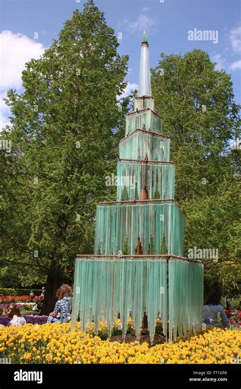 Glastree Sculpture By Vincent And Gemma Van Leeuwen In Keukenhof Gardens Near Lisse In South