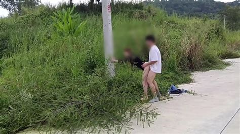 Bring A Female Friend To Fuck On The Side Of The Roadand พาเพื่อนสาวมาเย็ดข้างถนน 带个女性朋友在路边操