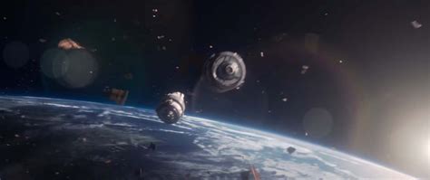 Life Movie Brings Terrifying Space Thrills Photo Gallery Page 3