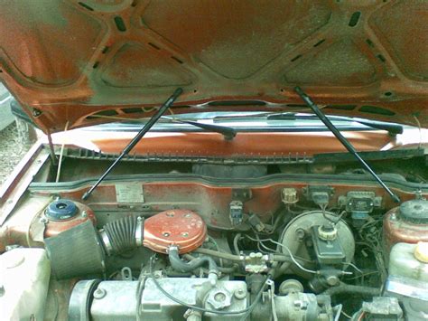 газовые упоры капота. — Lada 2115, 1,5 л, 1997 года | тюнинг | DRIVE2