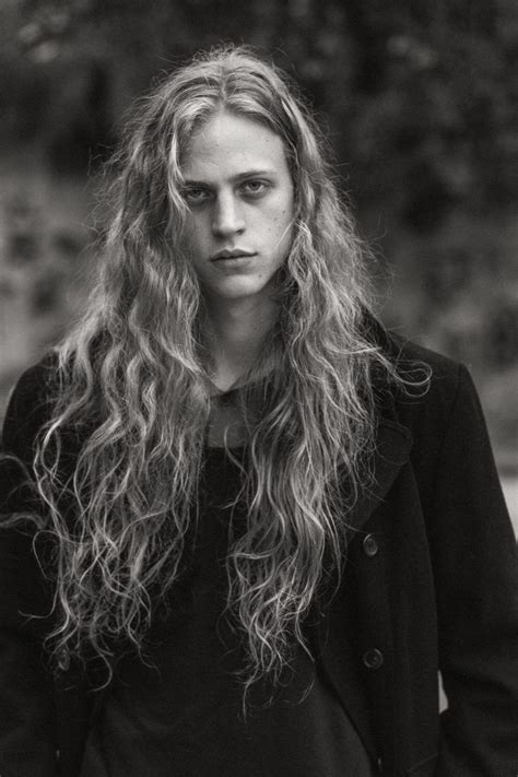 Pin Di Chris Mesnard Su Long Haired Guys Capelli Lunghi Capelli