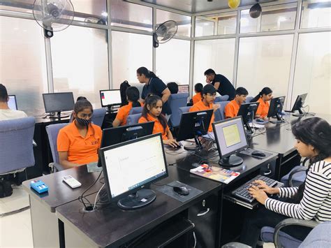 Enroll In Top Computer Classes Jaipur Intuit Computer Classes