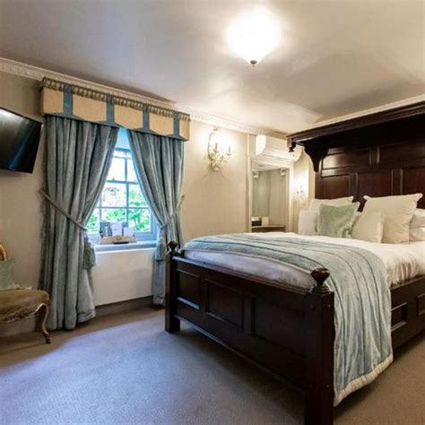 The Hoste Arms Rooms