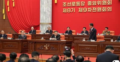 한국과 통일될 수 없다…김정은 교전국 관계 못 박았다