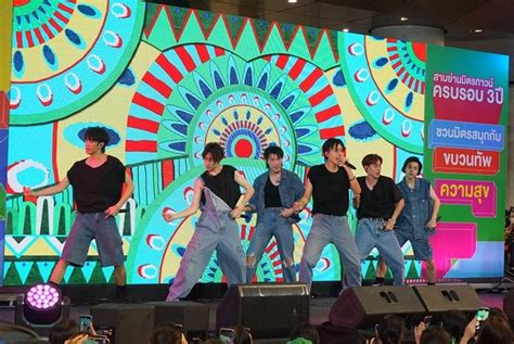 Proxie ฟาด 11 ล้านวิว จัดงาน Fansign ฉลองเป็น “คนไม่คุย” ไปแล้ว 11 ล้านครั้ง Sanook Music