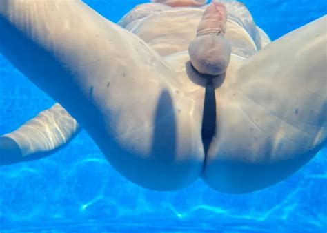 Swimmwear And Swimmsuit In Pool Ar Home 19 Pics Xhamster