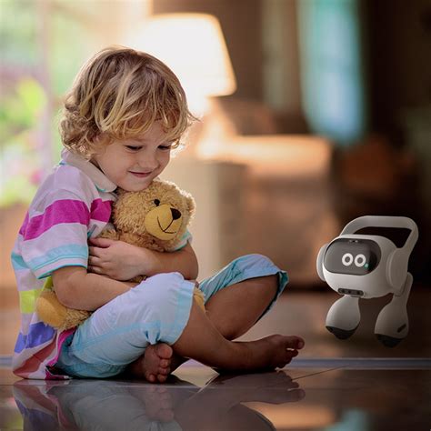 Fuseproject Proposes Friendly Design For Ai Powered Robot