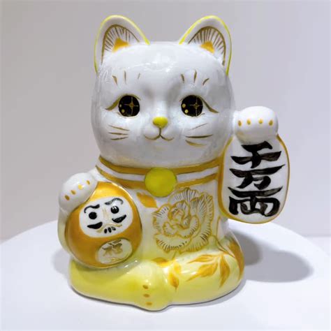 港澳 【金達富貓】日本清水燒招財貓 達摩 花結晶 黃白 体花 Ourlittlezoneluckycat Pinkoi