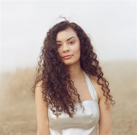 Meet Elizabeth Solaka Of Solaka Photography In North Shore Boston