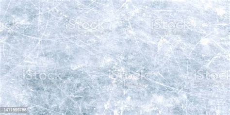 겨울 구성을위한 질감 또는 배경으로 아이스 링크에서 자연 긁힌 얼음 큰 긴 그림 얼음에 대한 스톡 사진 및 기타 이미지 얼음 질감 질감 효과 Istock