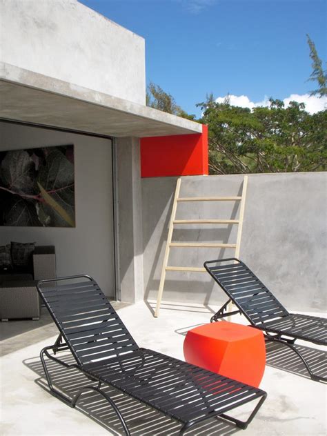 John Hix Designs Off Grid Concrete Guesthouse For Caribbean Island