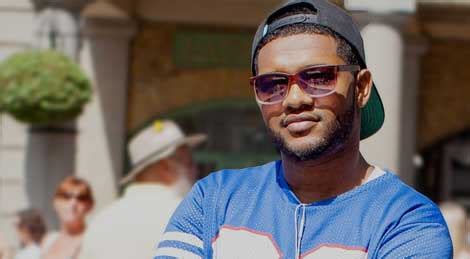 Male Grooming Experience Center Philips