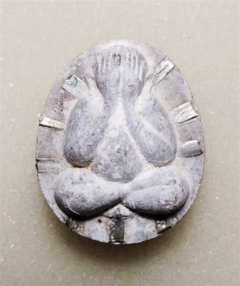 พระปิดตามหาลาภ ปี 2522 เนื้อผง วัดชัยมงคล จ เชียงใหม่ หลวงปู่โต๊ะ วัดประดู่ฉิมพลี ปลุกเสก ตระ