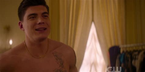 Auscaps Zane Holtz Shirtless In Katy Keene 1 11 Chapter Eleven Who