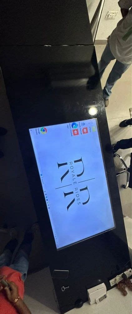 Interactive Touch Table At ₹ 28000piece इंटरएक्टिव टच टेबल In New