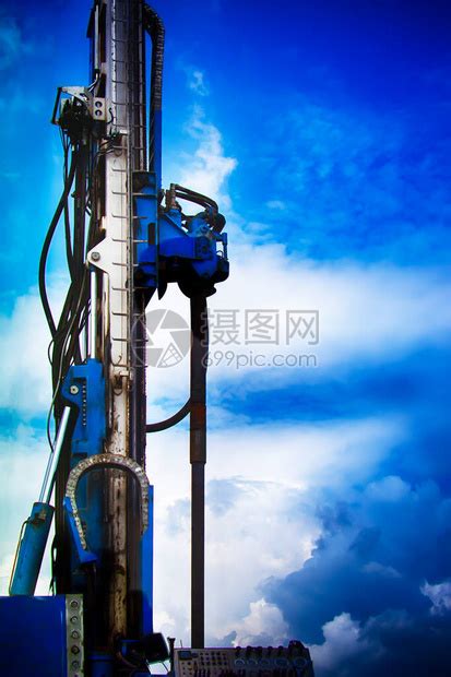 钻机在地球的深处钻深井工业和建筑矿产勘探石油天然高清图片下载 正版图片506628479 摄图网