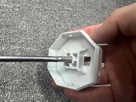 How To Fix Wont Roll Up Projector Screens With Demo Images PointerClicker Com