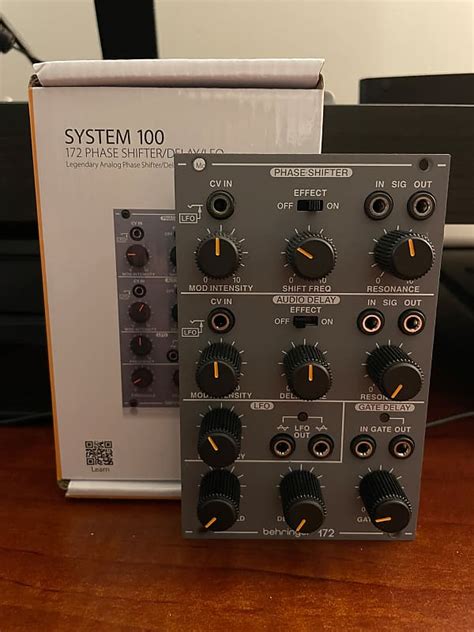 Behringer 172 Phase Shifter / Delay / LFO | Reverb