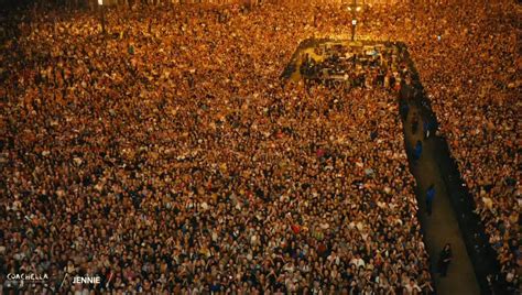 코첼라 무대 끝낸 제니 마지막 표정 인스티즈instiz 이슈 카테고리