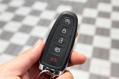 Car 넓은 트렁크 공간을 가진 Suv 포드 익스플로러 시승기 Chadorricom